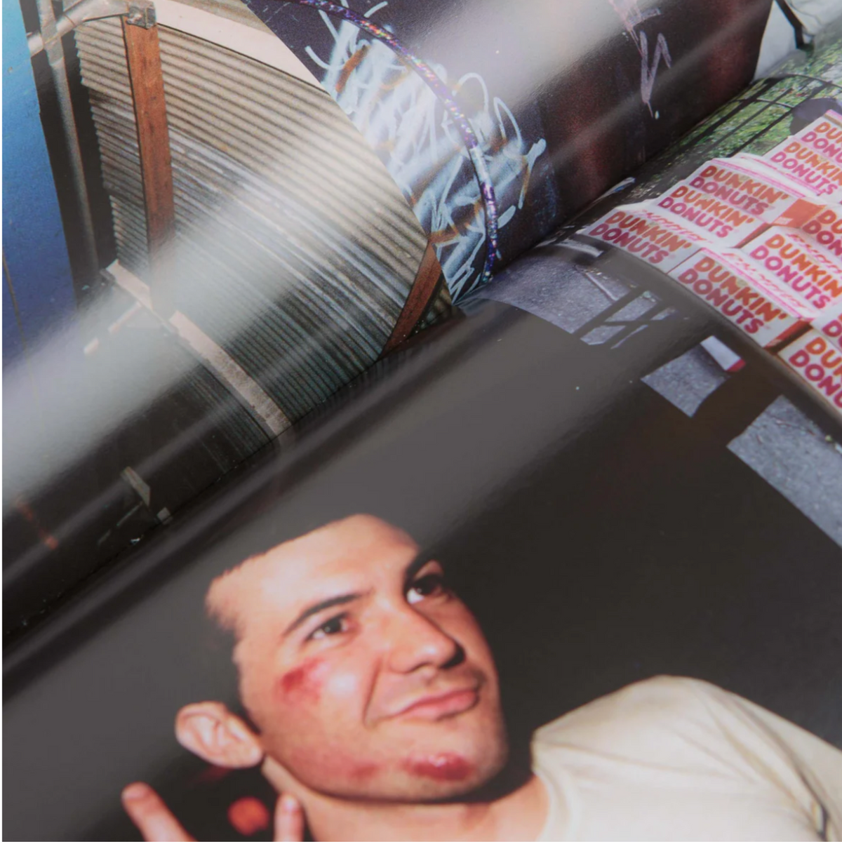 ALAIN LEVITT NYC 2000-2005 KAMA SUNLIGHT PHOTOBOOK – No Chaos